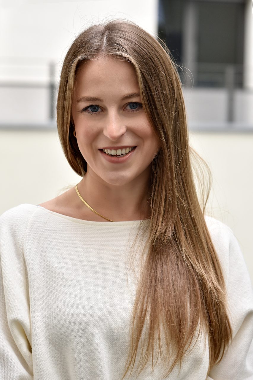Laura Mang - Interpool Personal GmbH
